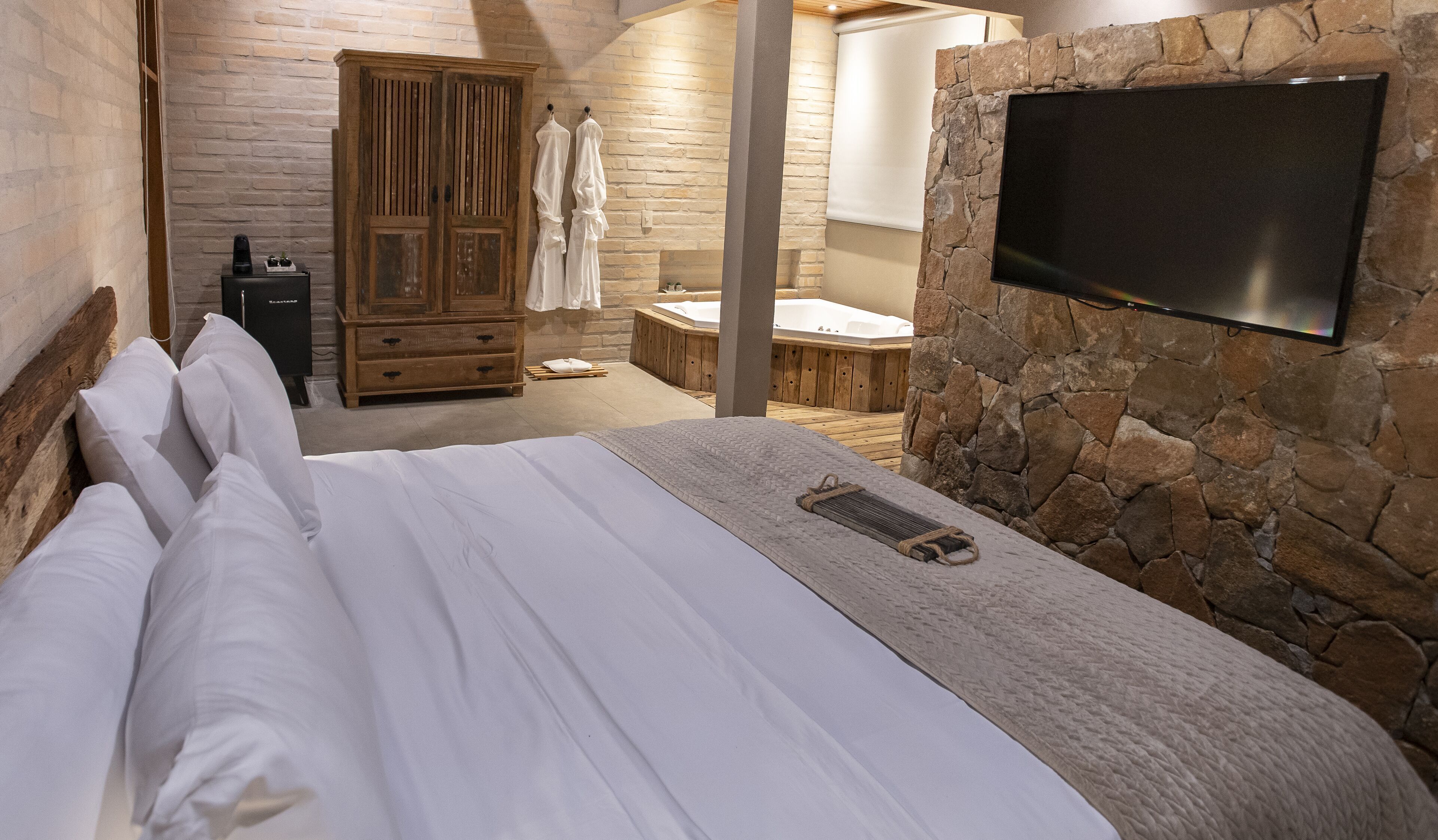 1 quarto, roupas de cama premium, edredons de pluma