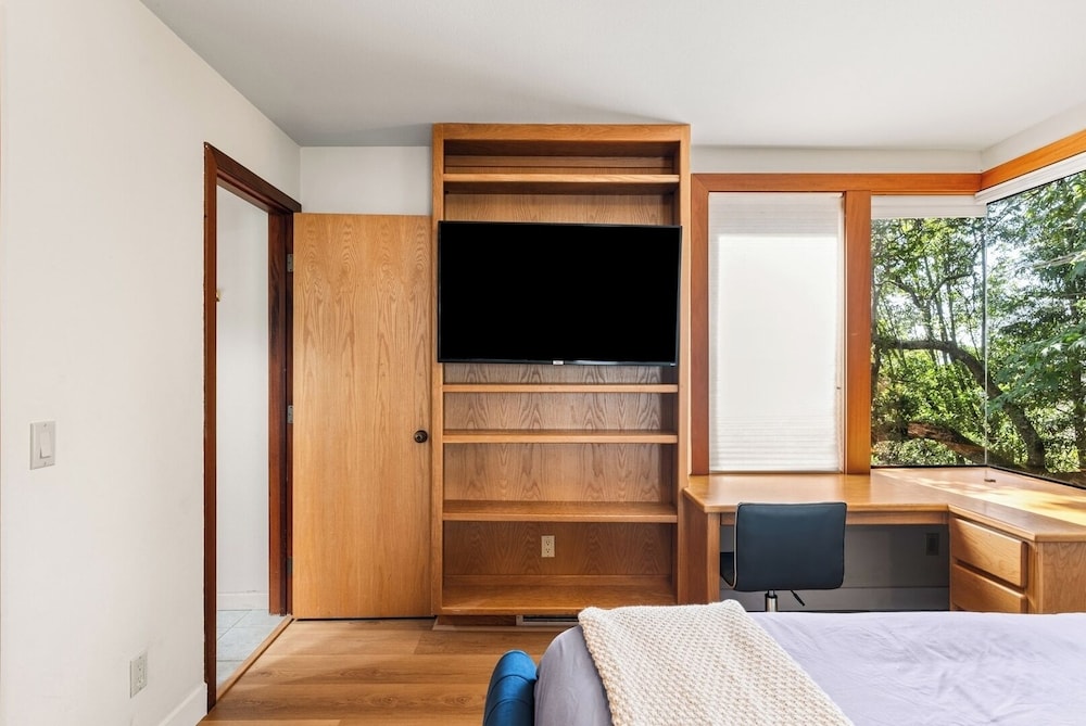 Titan: Theater, Heated Pool, Gym, Billiards - Calistoga, CA