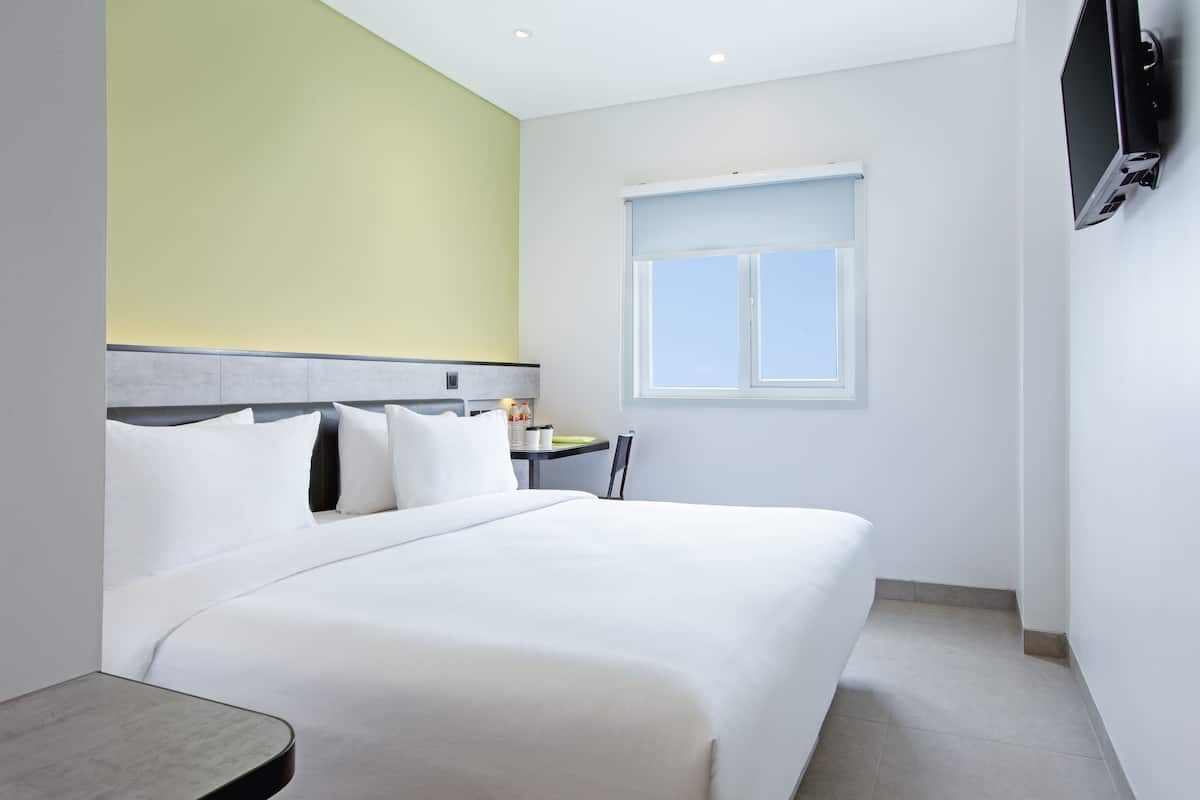 Quarto (Smart Room Hollywood Smart View) | Wi-fi grátis, roupa de cama fornecida