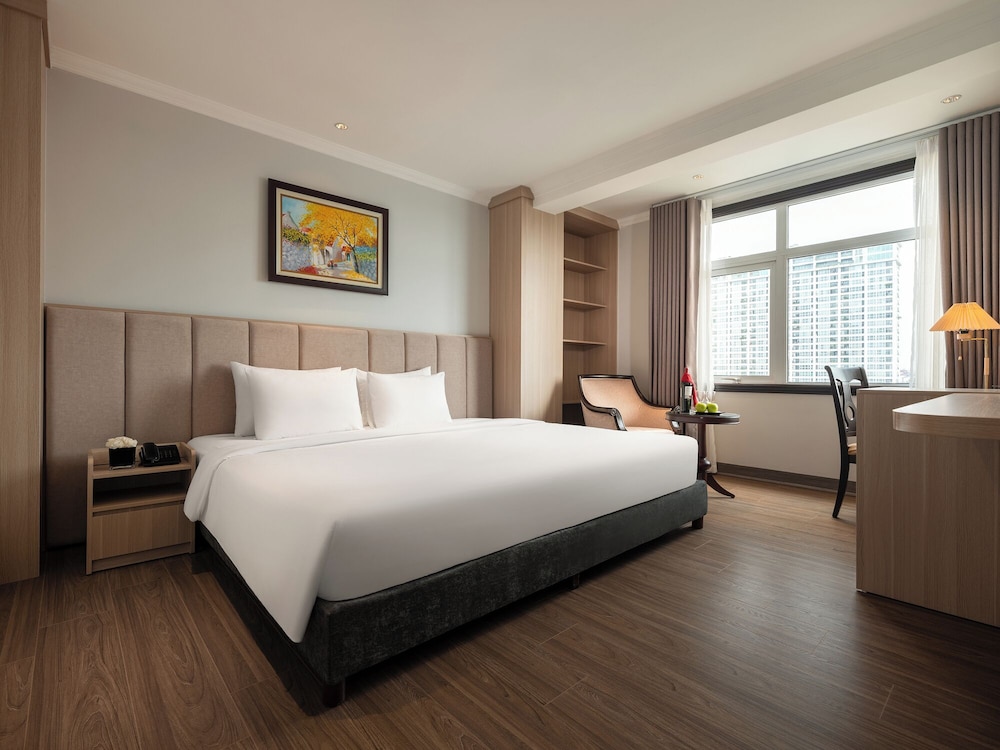 Minasi Premium Hotel - Hanoj