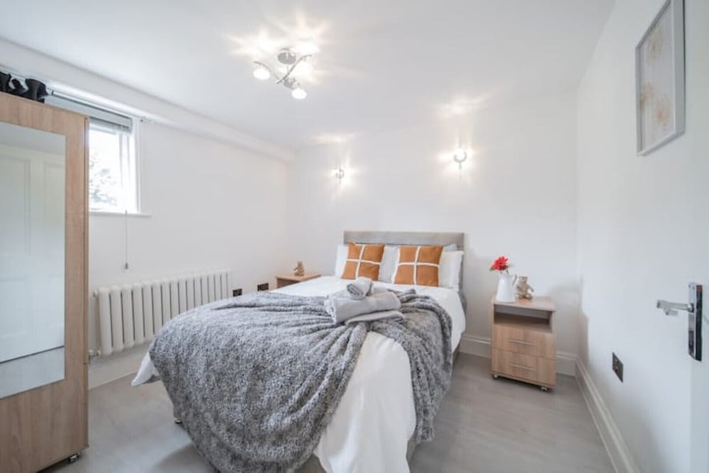 Beautiful 2 Bedroom House With Spacious Garden Bbq - Sevenoaks