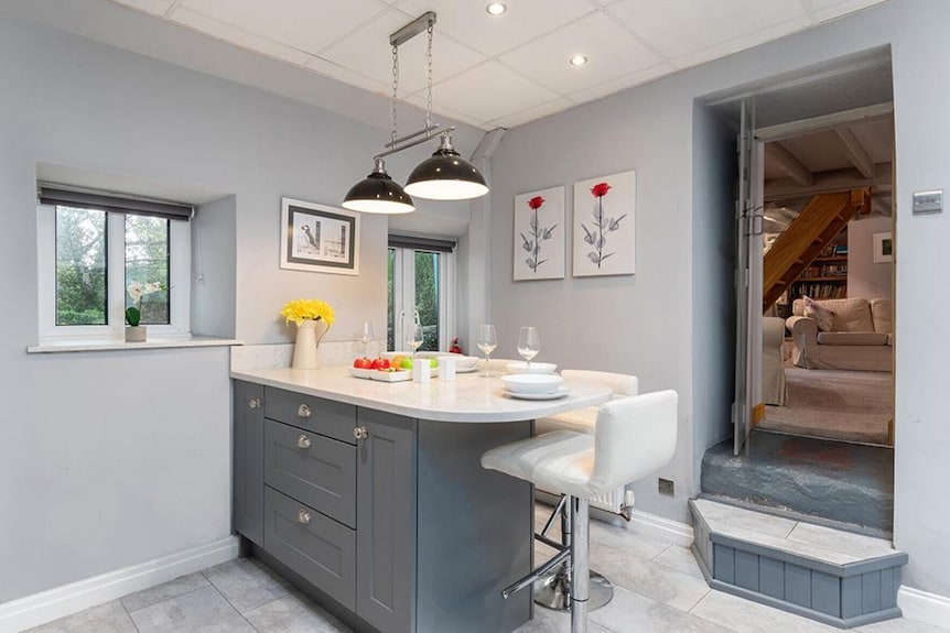 Bodfryn Cottage - Three Bedroom Cottage, Sleeps 6 - Anglesey