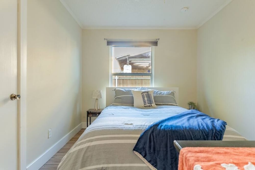 North Austin Hideaway: Cozy Updated 3br! - Austin’s, Pflugerville