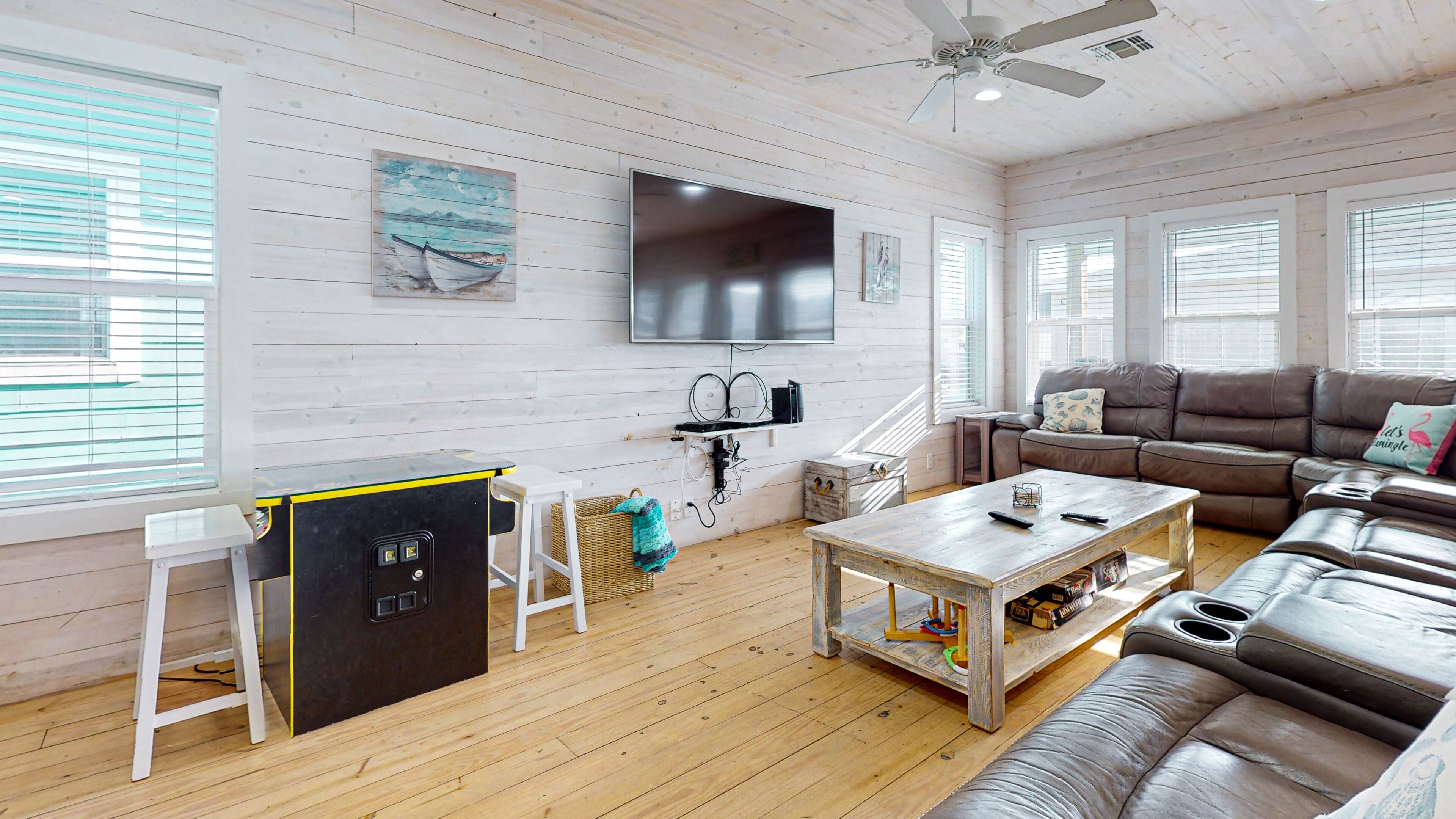 Ov21 Near The Beach, Shared Pool, Golf Cart Access, Parking For 4 Vehicles - Port Aransas, TX