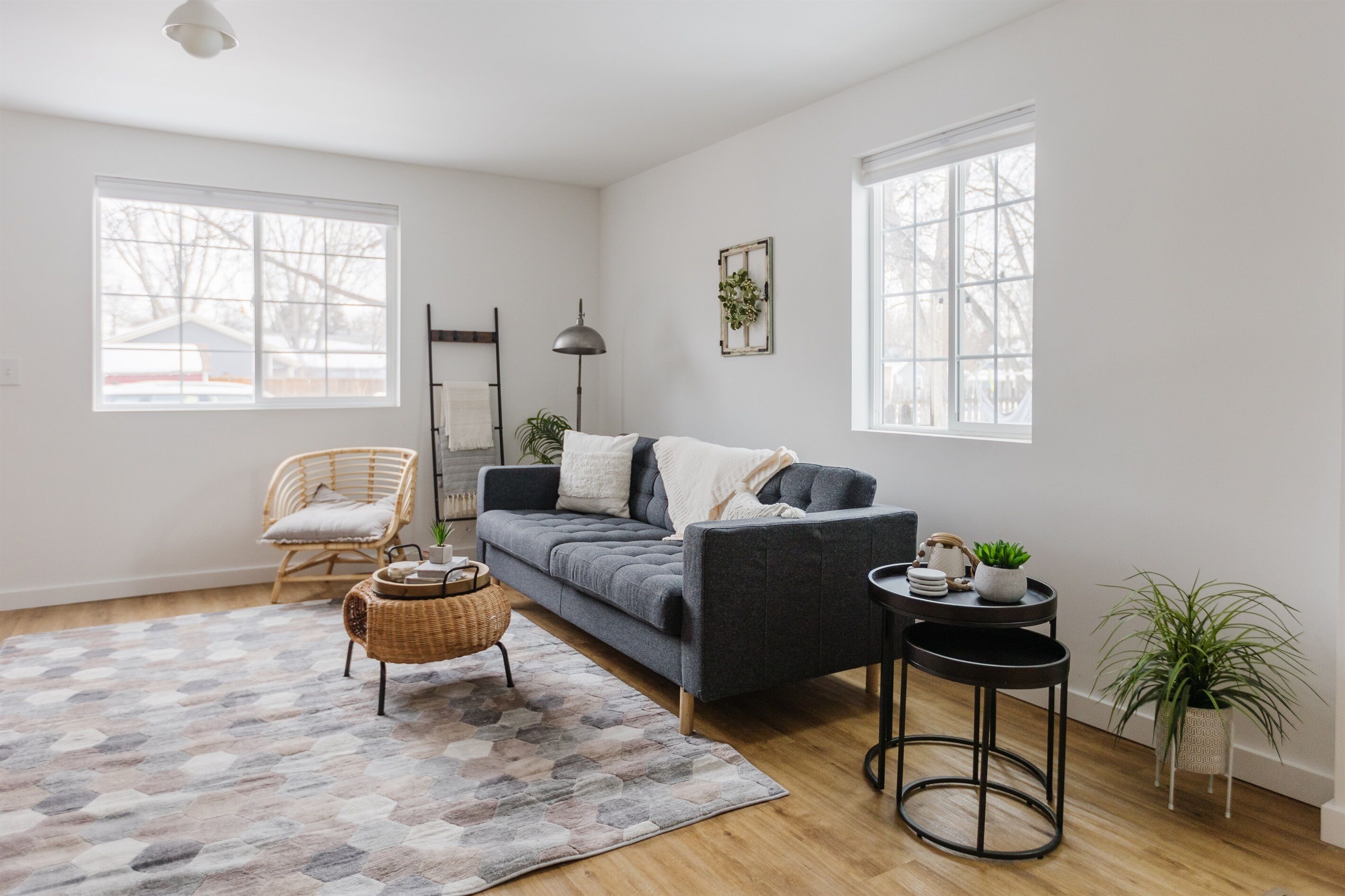 Urban Farmhouse ~ Downtown Loveland - Loveland, CO