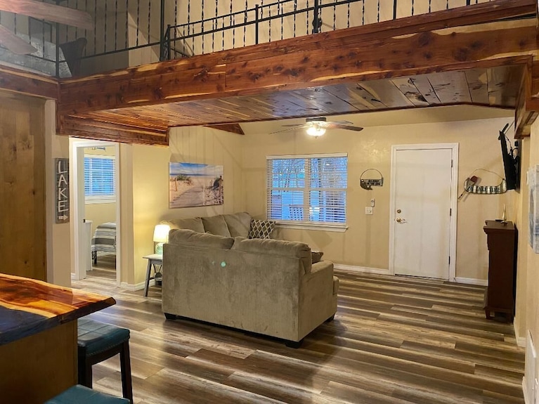 Cozy Lake Cabin Located By The Sandiest Beach On Lake Texoma -Excellent Fishing - Lake Texoma