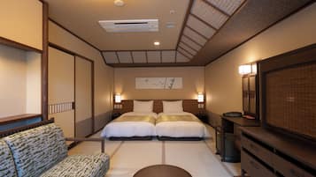 Quarto Twin, não fumadores (Hollywood 35sq, Road side, Hot Spring) | Cofre no quarto, Wi-fi grátis, roupa de cama fornecida