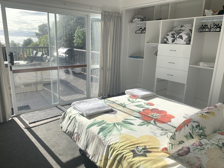 Surfs Reach - A Stunning Beachfront Retreat - Ōhope