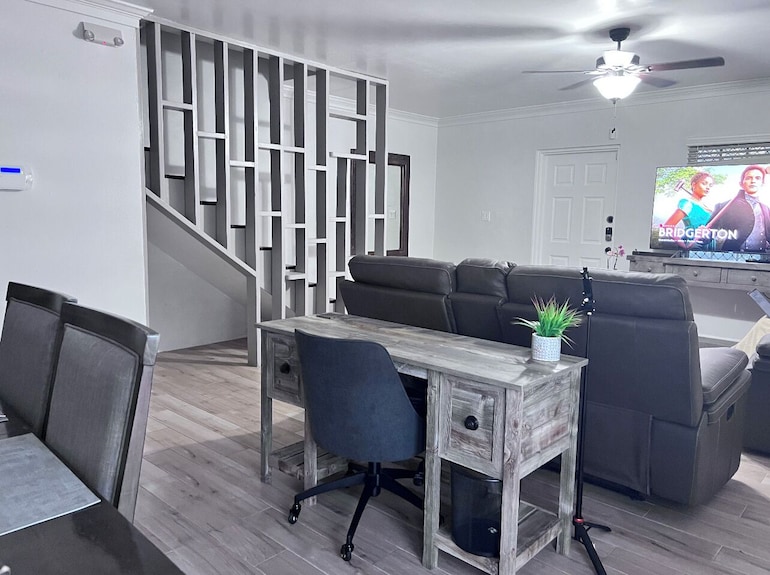 Spacious Cable Beach Condo #4 With Pool Near Beach Vrbo - Nassau