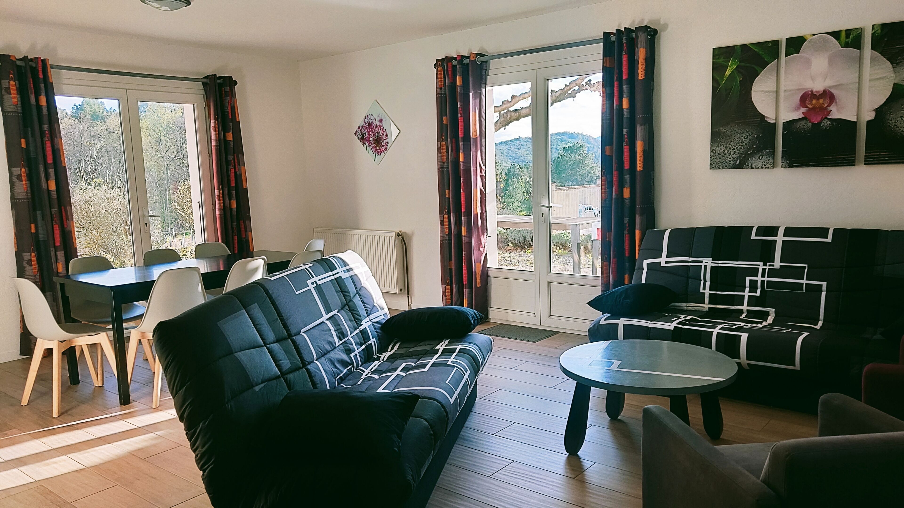 Villa Avec Vue Panoramique Et Piscine Privée En Sud-ardèche - Ardèche