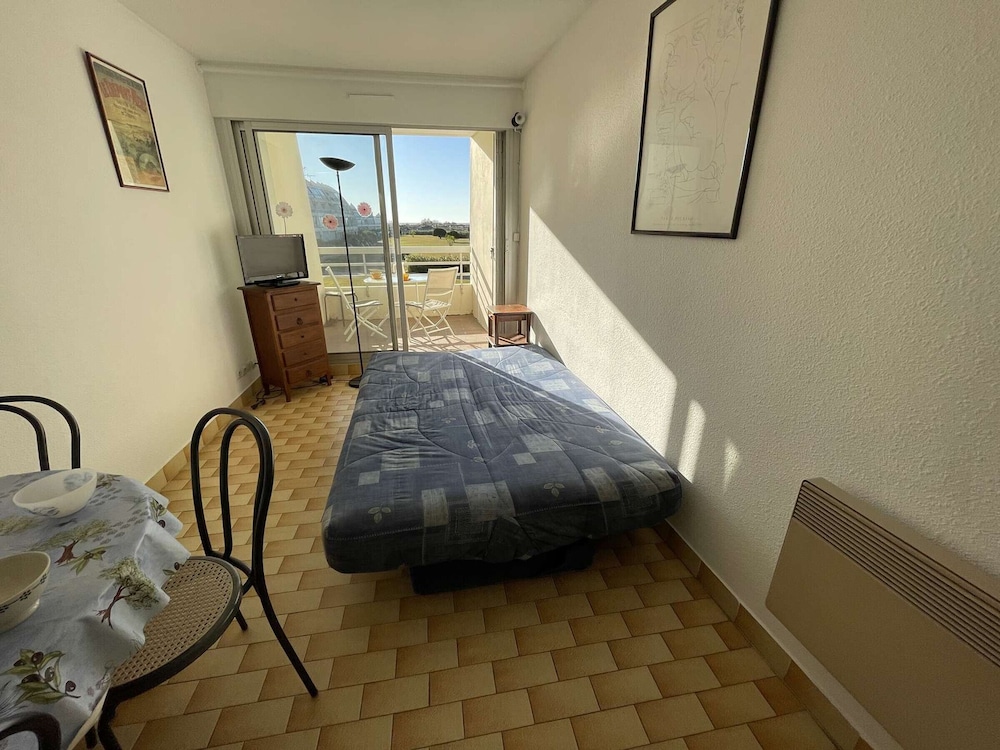 Studio Cabine 4 Couchages Avec Terrasse Et Parking Privé, Accès Direct Plage - Port Camargue - Port Camargue