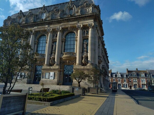 Les Secrets Des Loges - Calais