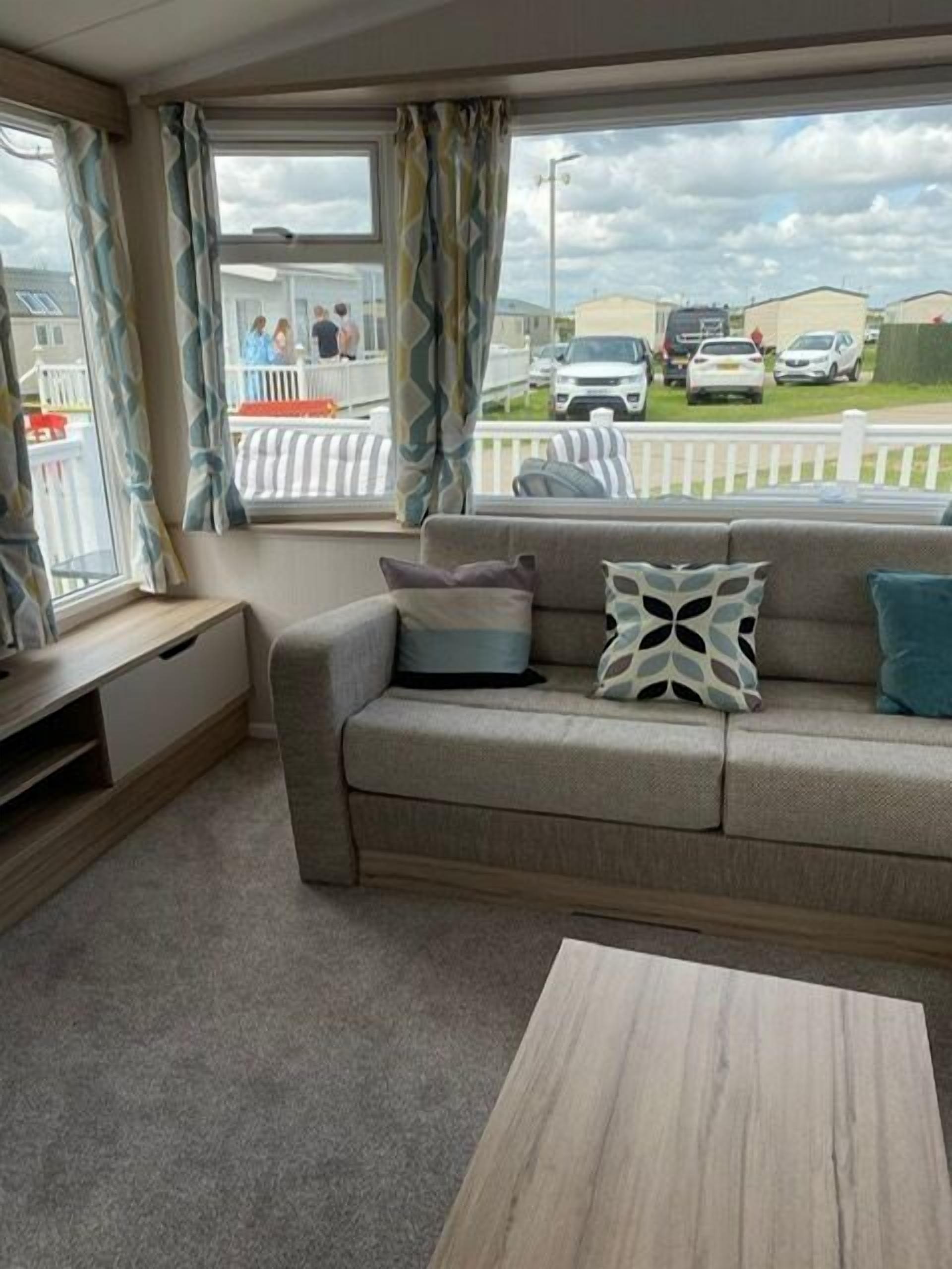 M697 - 8 Berth With Veranda - Pet Friendly - Kent