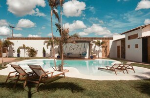 2 piscinas exteriores 