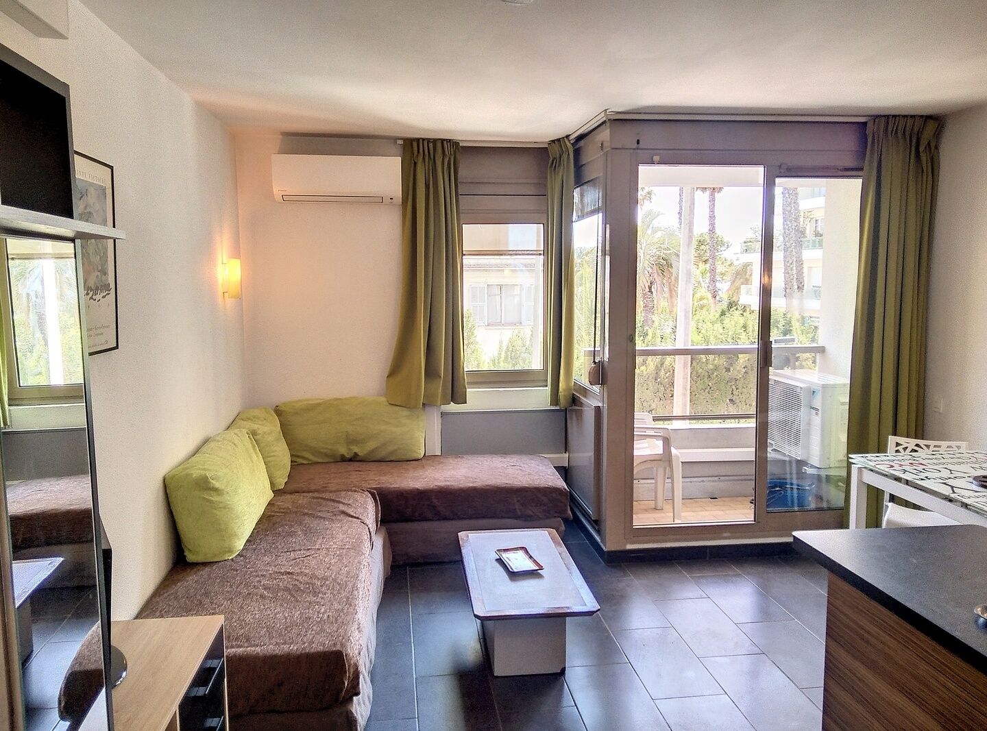 Estudio-121-baño Privado Con Bañera-vista A La Ciudad - Antibes