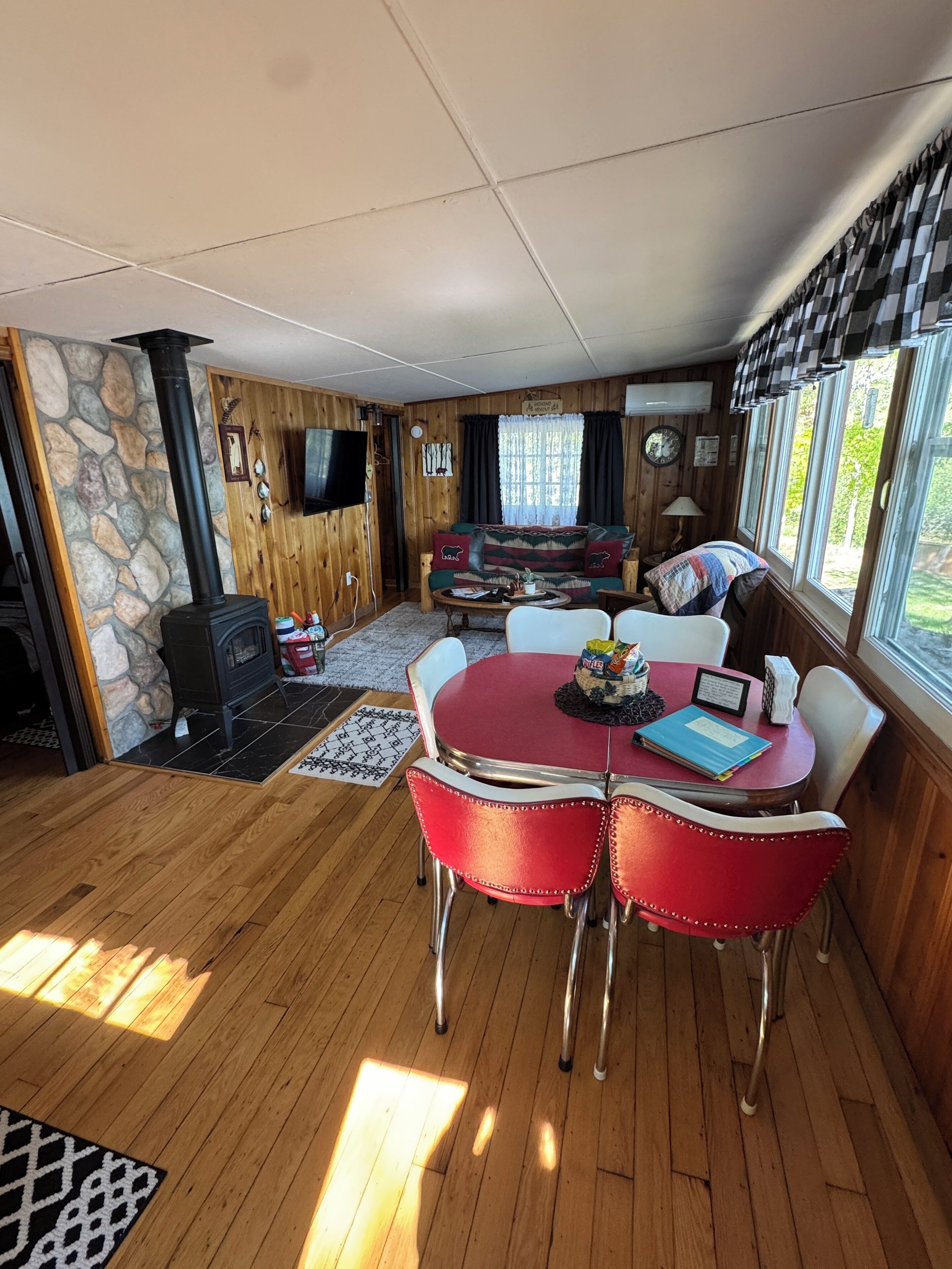 Secluded, Quaint, Updated 2 Bdrm On The Lake, Fire Pit, Wildlife, Biking - Nisswa, MN