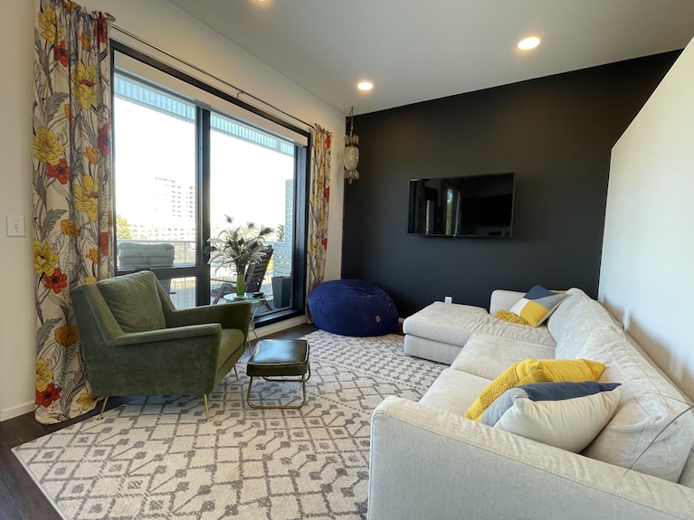 Nashville Get Away - Bridgestone Arena