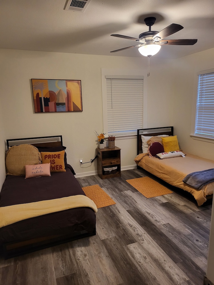 Aunt Mattie's Cottage - Ocean Springs, MS