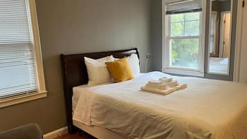 Quarto Deluxe | 1 quarto, com decoração personalizada, com mobília individualizada