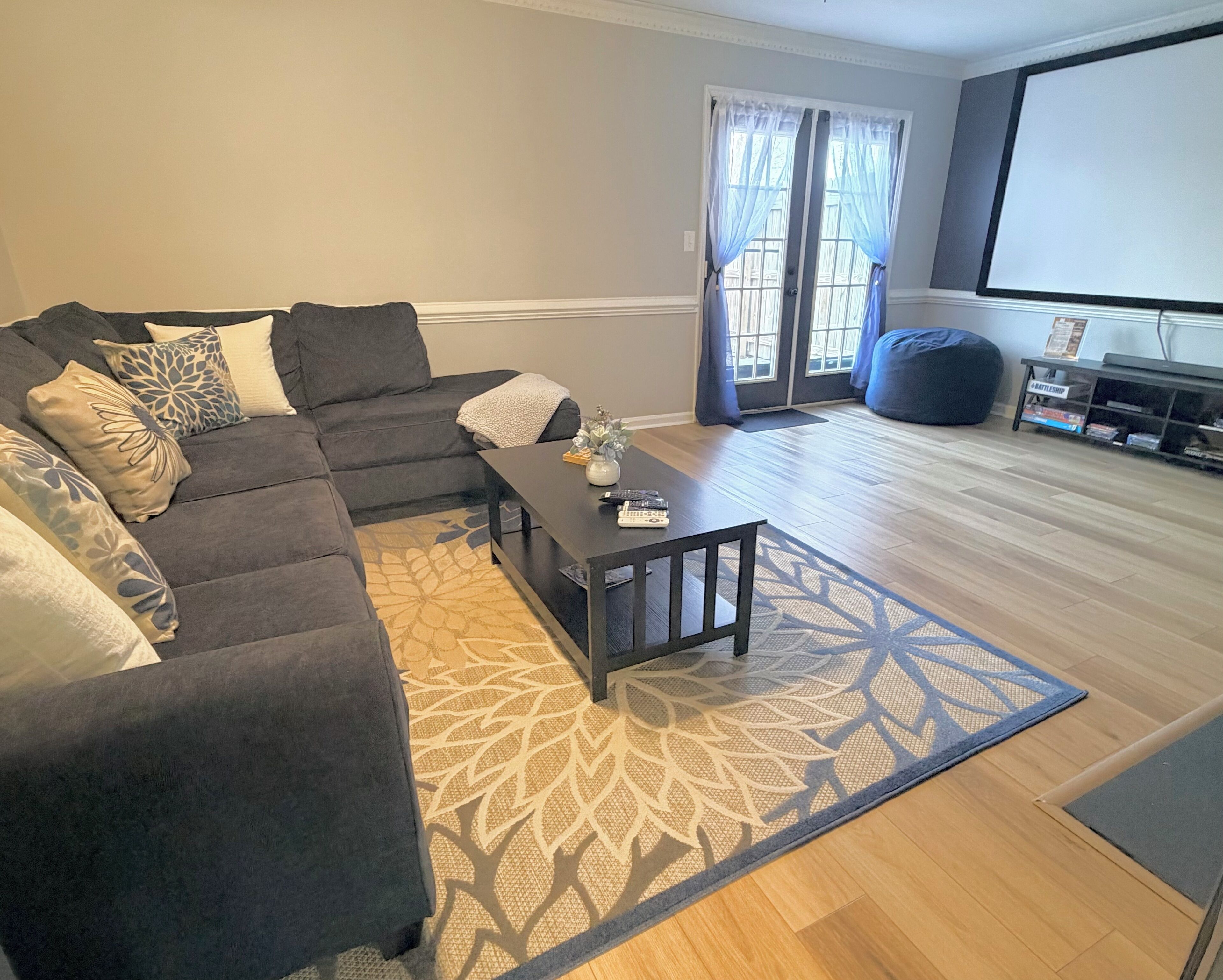 3d Theater Plus Dock On Small Lake - Carrollton, VA