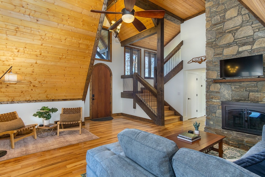 S Avl, Hot Tub, 3x Kings, Close To Biltmore - Hendersonville, NC