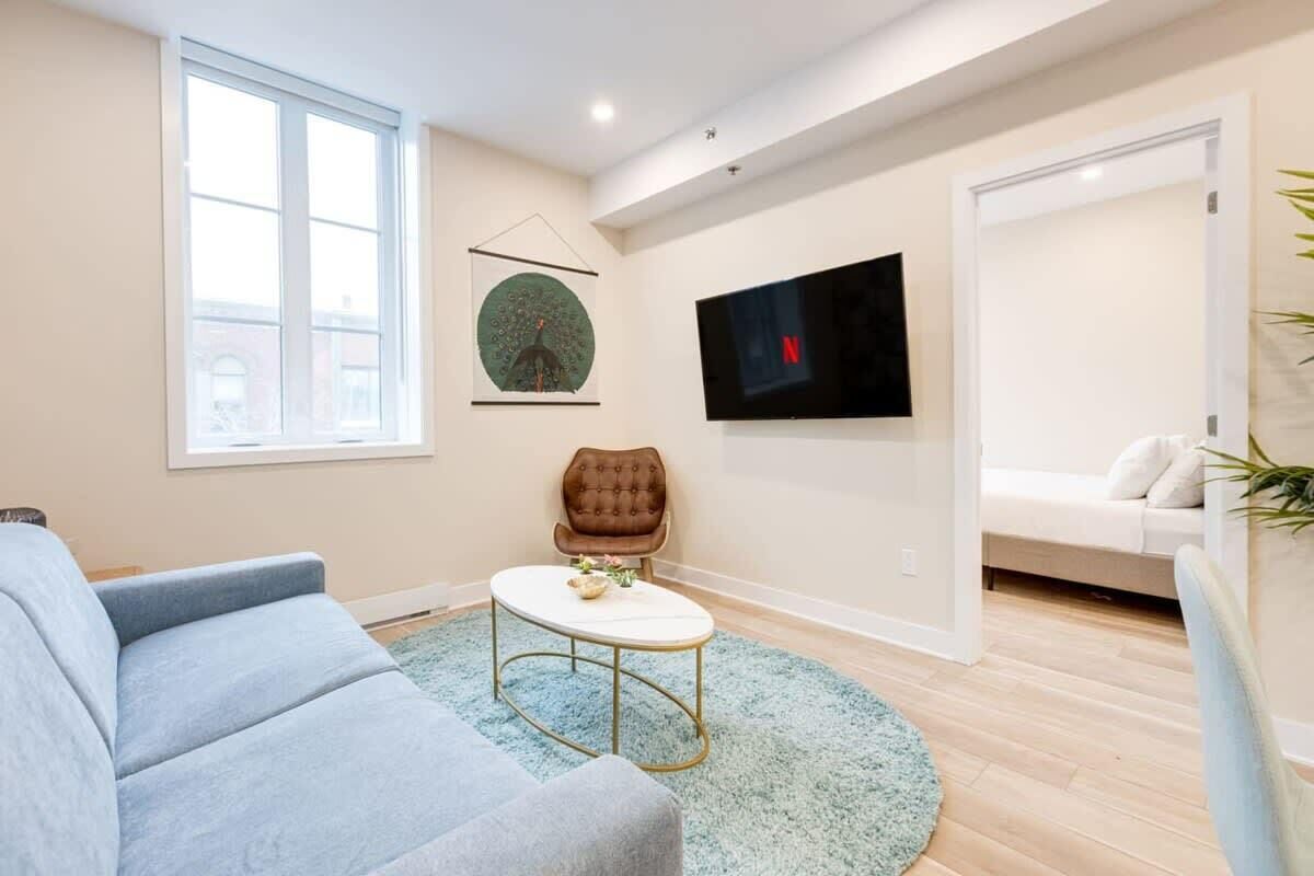 M11 | Mount-royal Suites: 2br + Sofa Bed - 22 - Laval, Canada
