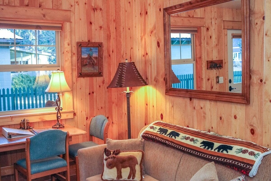 Pine Grove Suite In Sisters - Sisters, OR