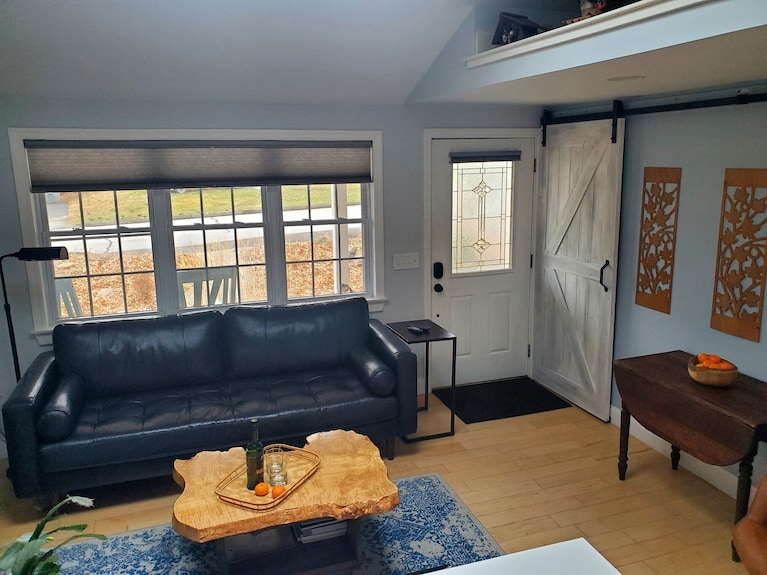 Cozy & Warm Getaway Cottage In Beach Community - Connecticut