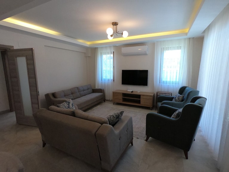 Brand New Beautiful 5 Bedroom Villa With Private Garden And Pool In Gulpinar!!!! - Ekincik Koyu