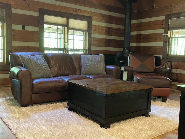 Well Maintained Cabin Bordering National Forest, Close To Augusta, Ga - -Masters - South Carolina