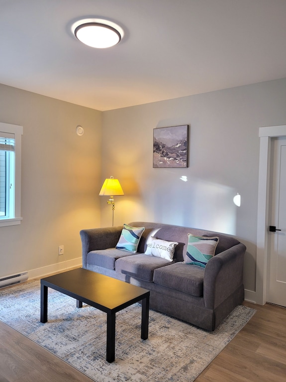 Feel Home! - Langford