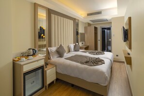 Quarto Twin Standard | Minibar, cofre no quarto, berços/camas para crianças grátis