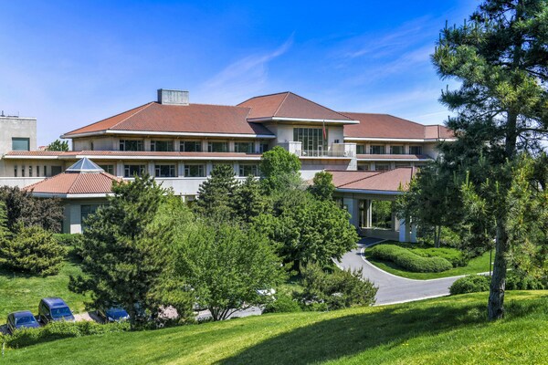 Hebei Cuipingshan Guest House - Shijiazhuang
