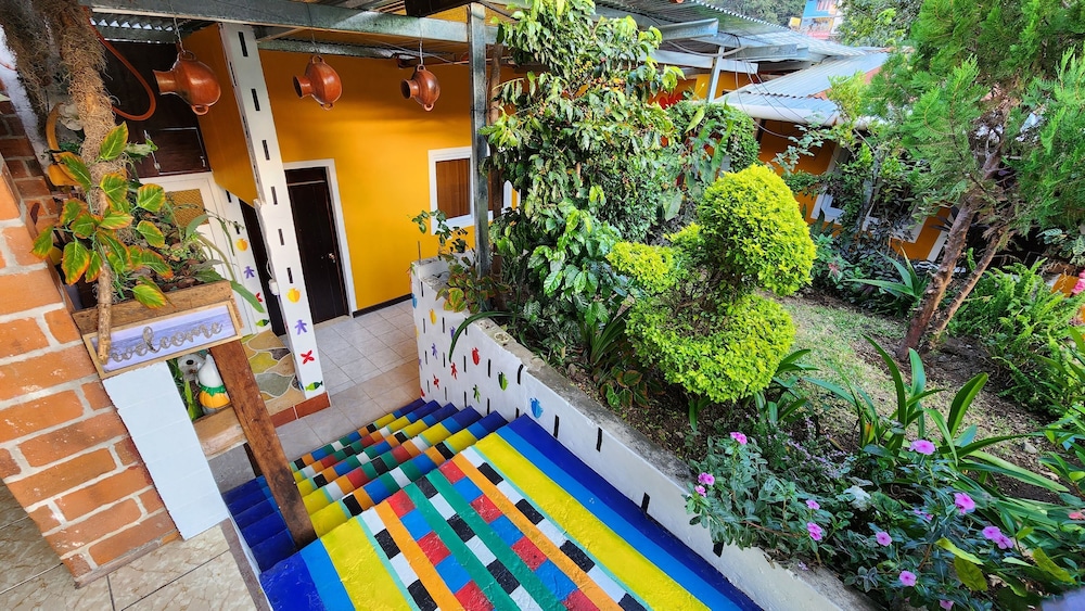 Posada Woochooch - San Juan La Laguna