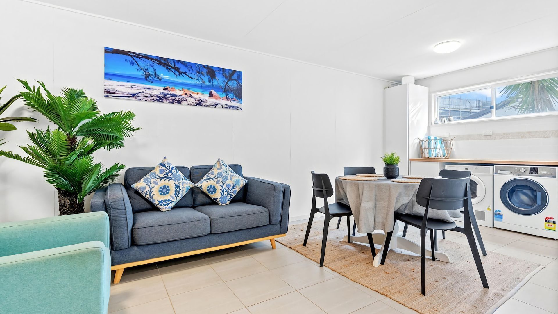 Auspray - Located In The Heart Of Lennox Village - Lennox Head