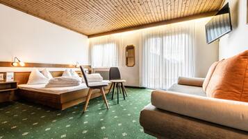 Quarto Duplo Standard | Roupa hipoalergénica, secretária, quartos insonorizados, Wi-fi grátis