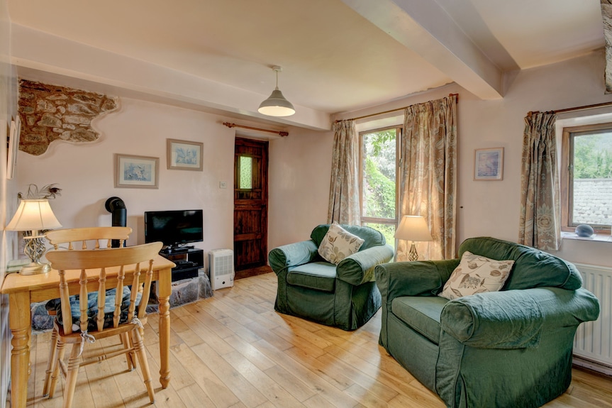 Cleeve Apartment, Near Dunster - Devon