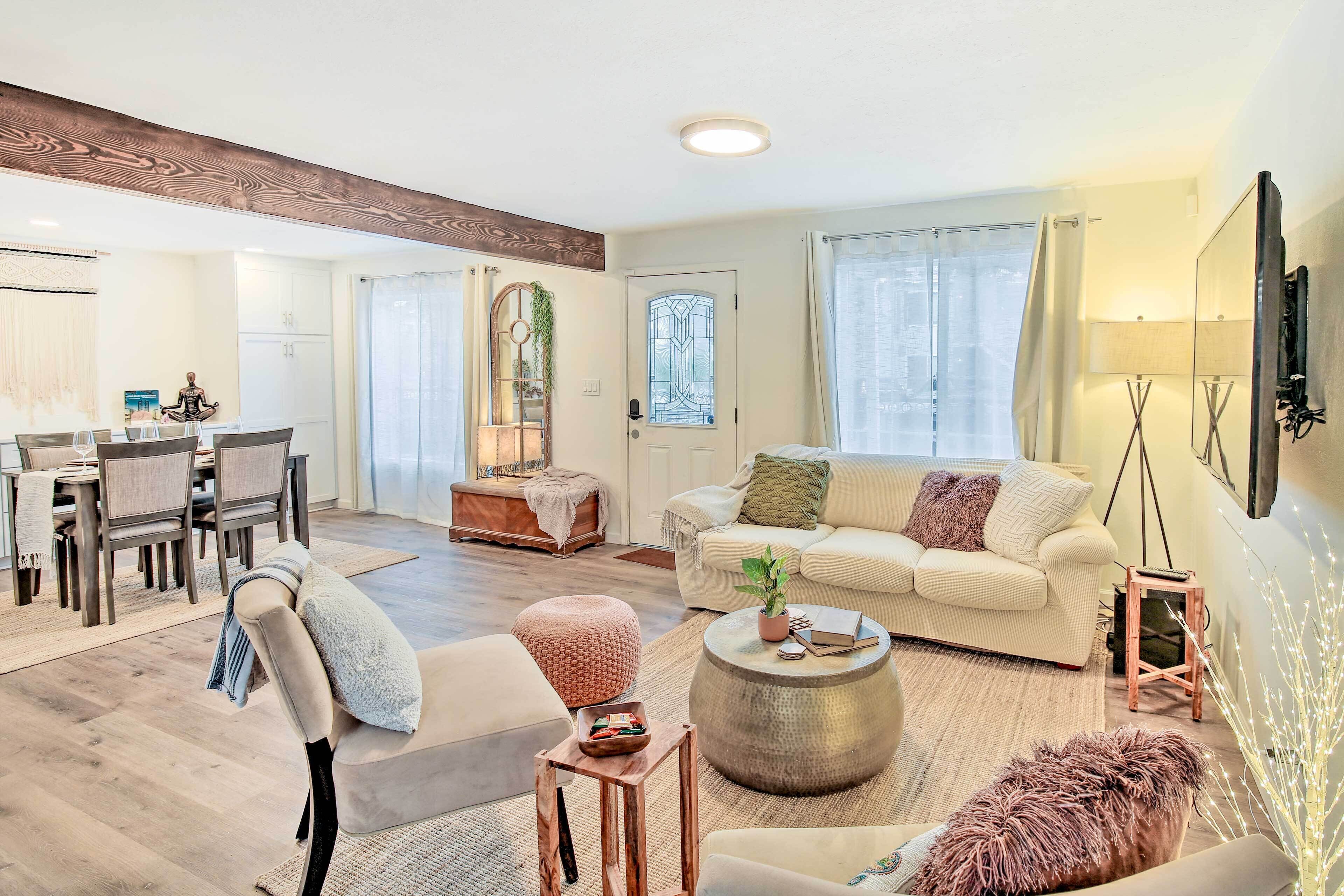 Super Walkable! Historic Home In Dtwn Long Beach - Seal Beach, CA