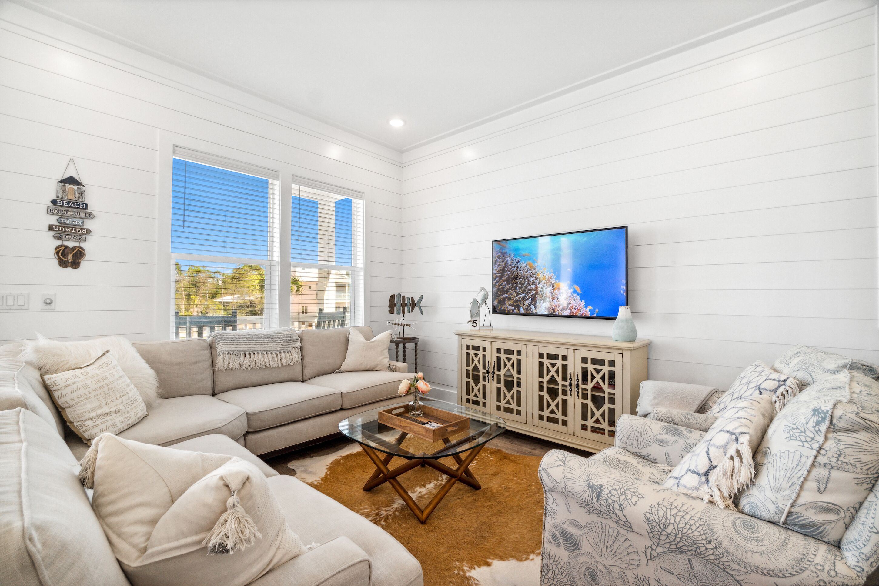 Casa | Sala de estar | Smart TV de 65 de polegadas com canais digitais, televisor, Netflix 