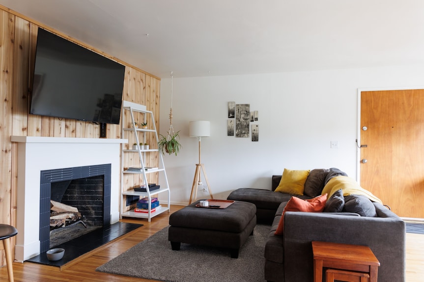 Watts Landing - A City Escape - Portland, OR