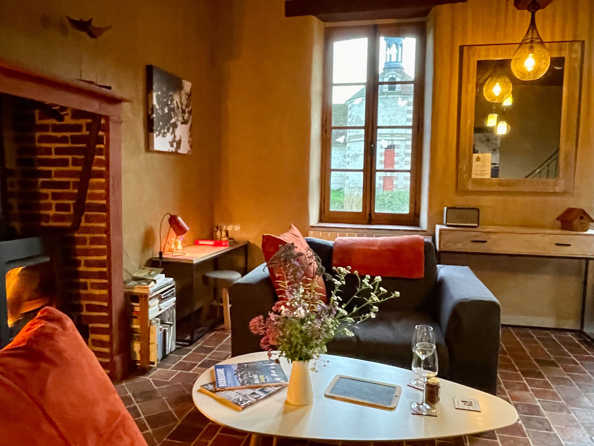 Nid Douillet Au Colombier Vert, Un Gîte Au Cœur D'un Jardin D'herboriste - Yonne