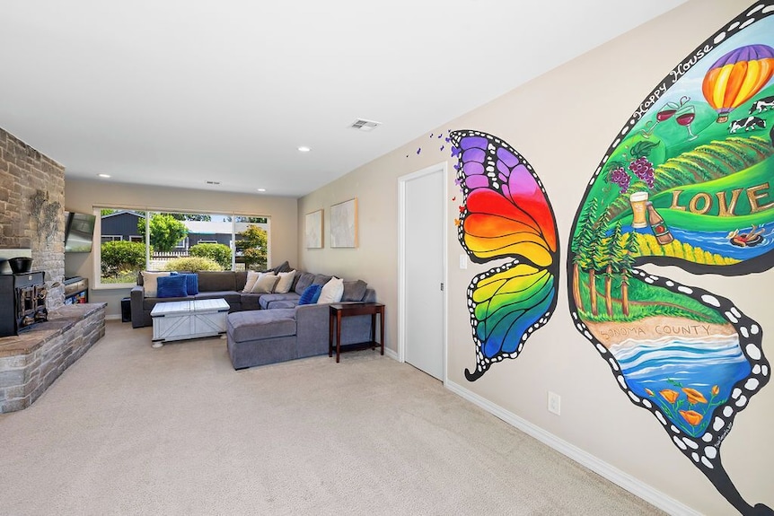 Happy House Getaway Pool, Hot Tub & Chefs Kitchen In Wine Country - Santa Rosa, CA