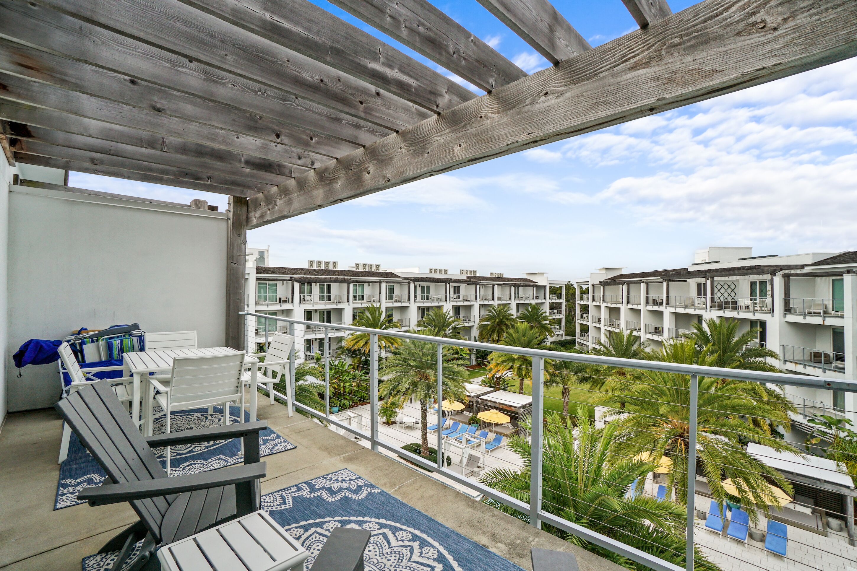 Apartamento em Condomínio Fechado, 2 quartos (145) | Vista da varanda