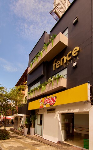 Fachada da propriedade