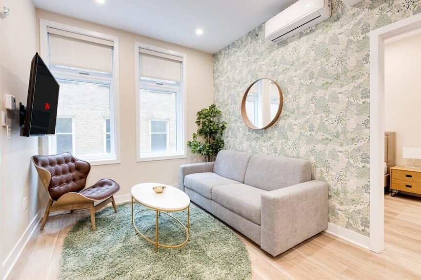 M11 | Mount-royal Suites: 2br + Sofa Bed - 29 - Montreal