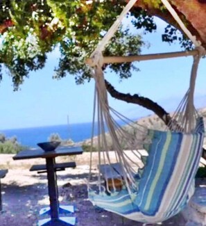 Villa, várias camas | Terrenos do alojamento