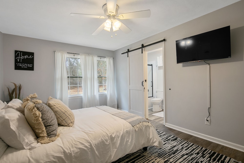 One Of A Kind Home - ファイエットビル, NC