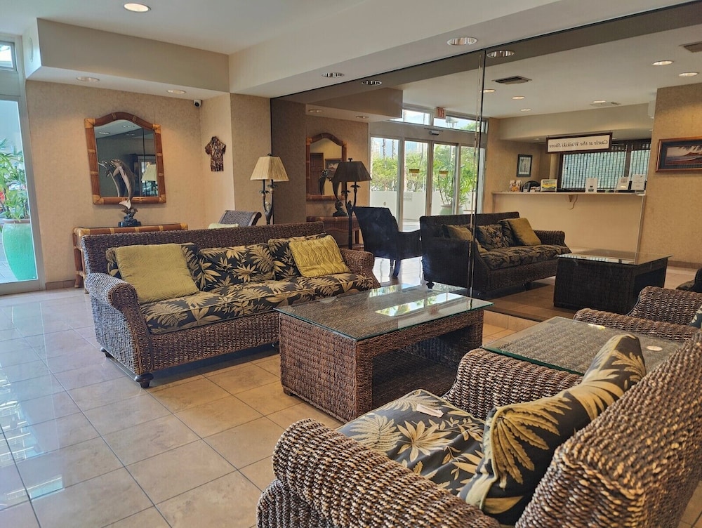 Waikiki Shore - Beachfront - Honolulu | Vrbo