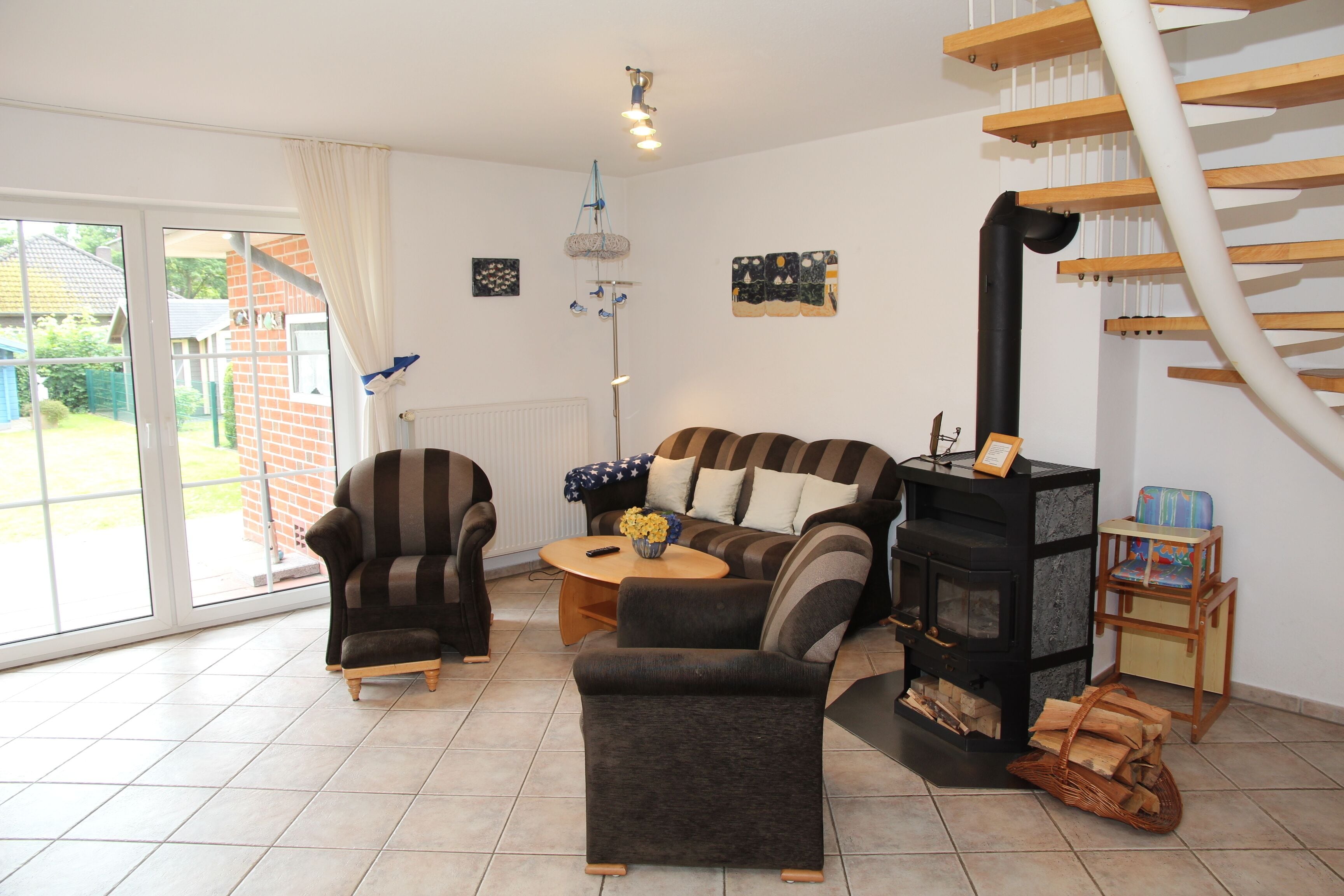 Gemütliches Doppelhaus In Ruhiger Lage - Norddeich