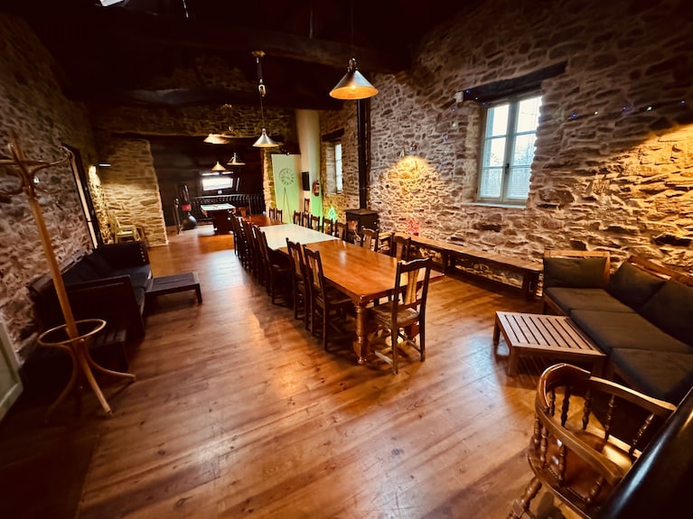 Les Coumayres - Rustic And Charming Farmhouse With Panoramic Mountain Views, Immersed In Beautiful N - Occitanie